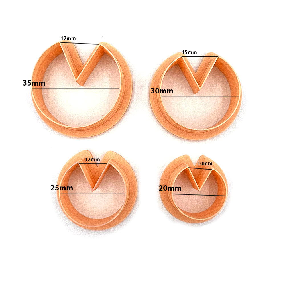 Incomplete Circle – Sieradenstraatje